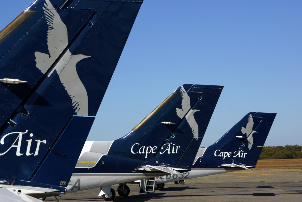 Improving CX for Cape Air with a feature-rich contact center and phone ...